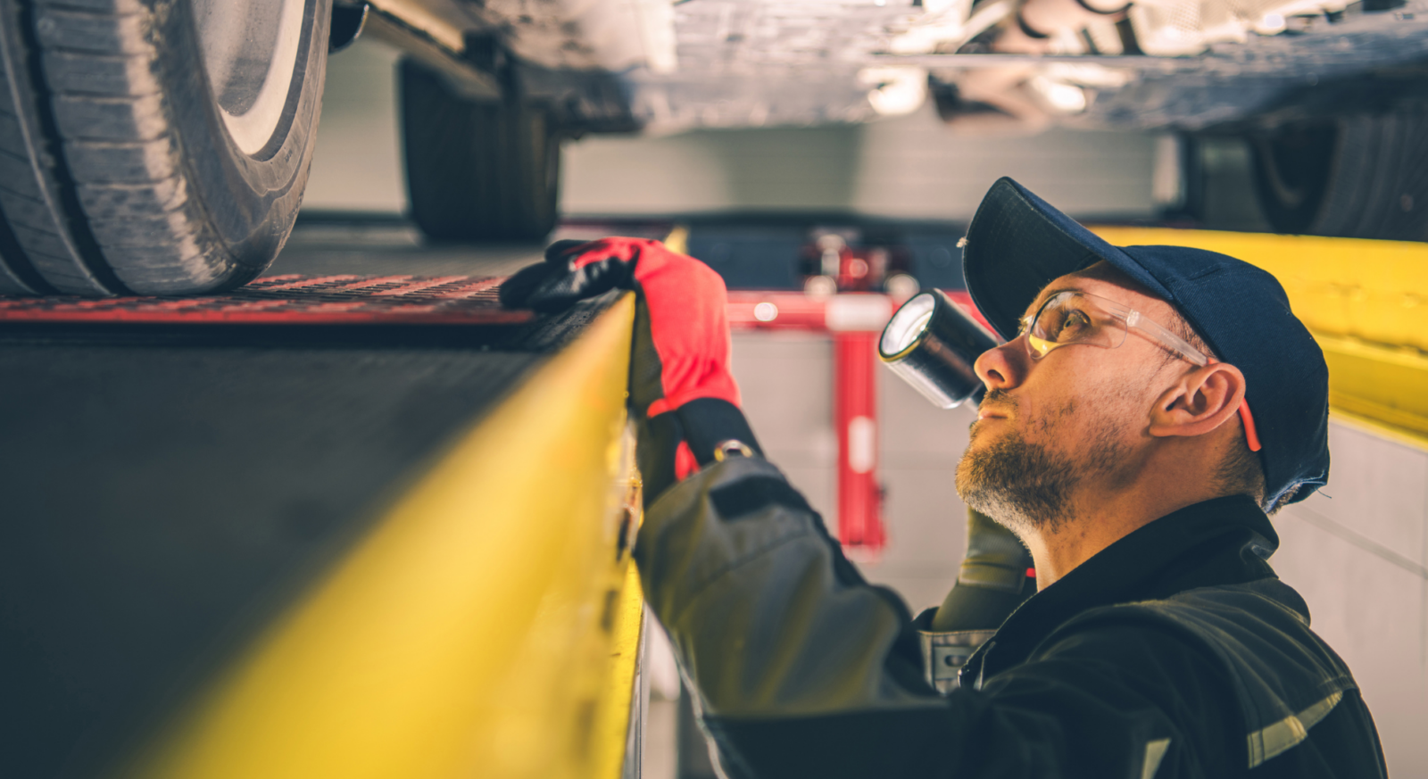 Preventing Transmission Troubles: Early Warning Signs & Timely Repair